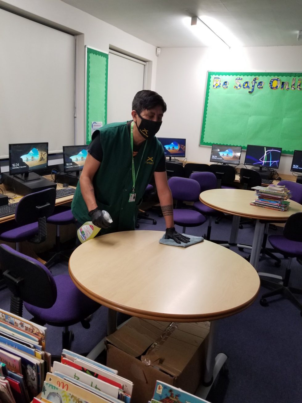 School, college and university cleaning | ZI Services